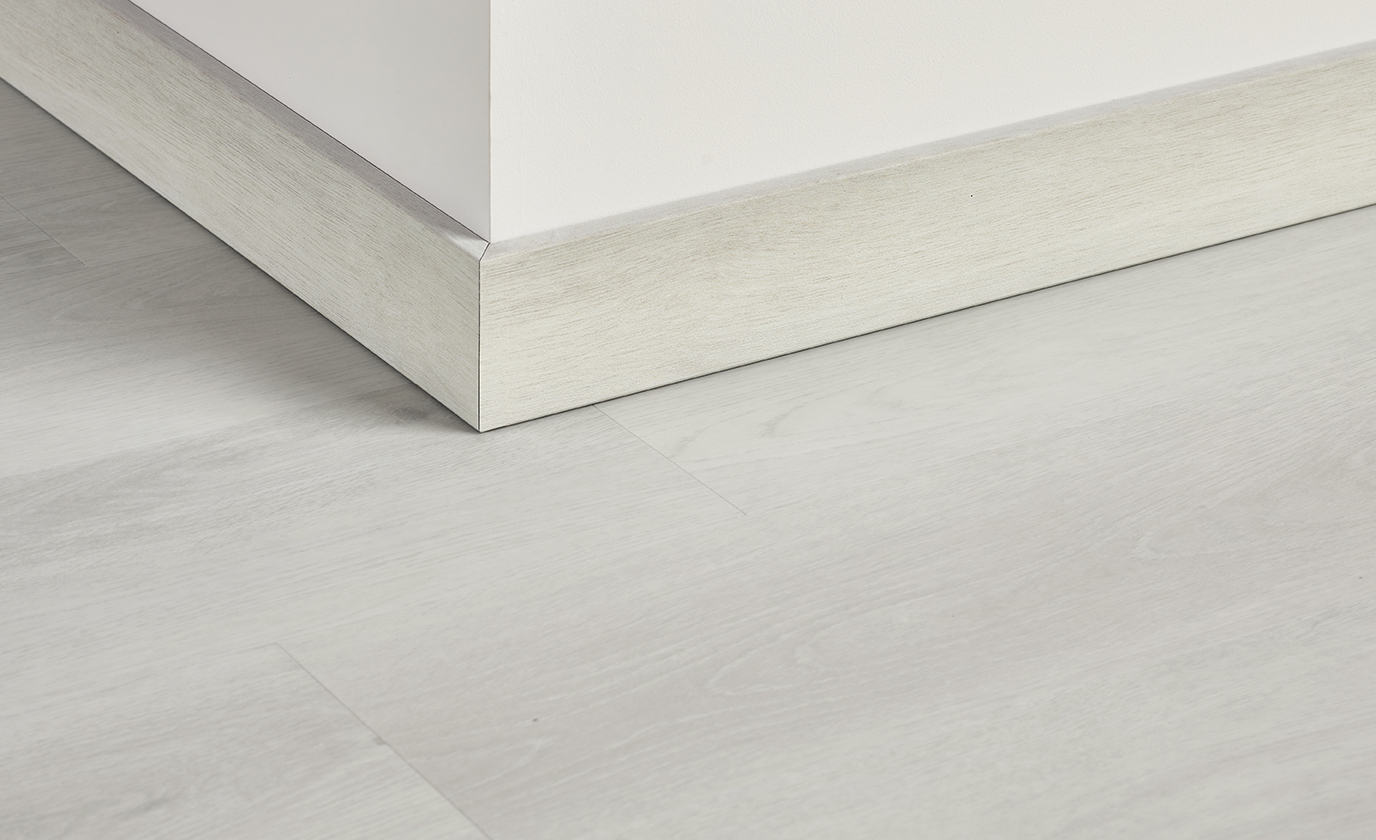 Plinthe, chêne blanc, 8 x 200 cm | Saint Maclou